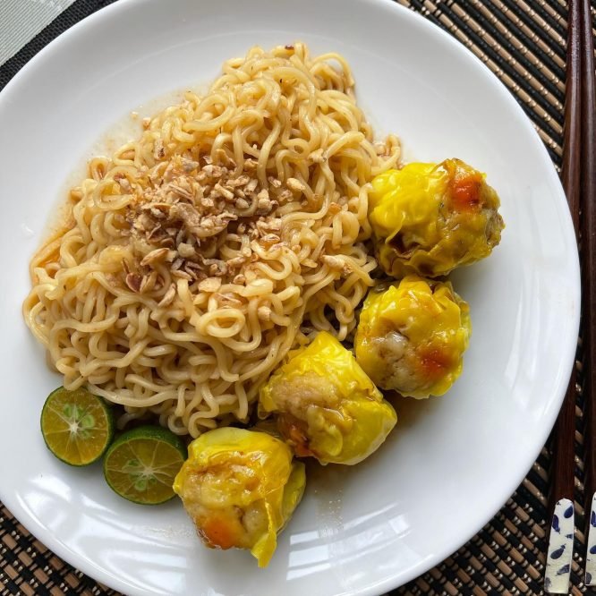 Instant Pancit Canton and Siomai